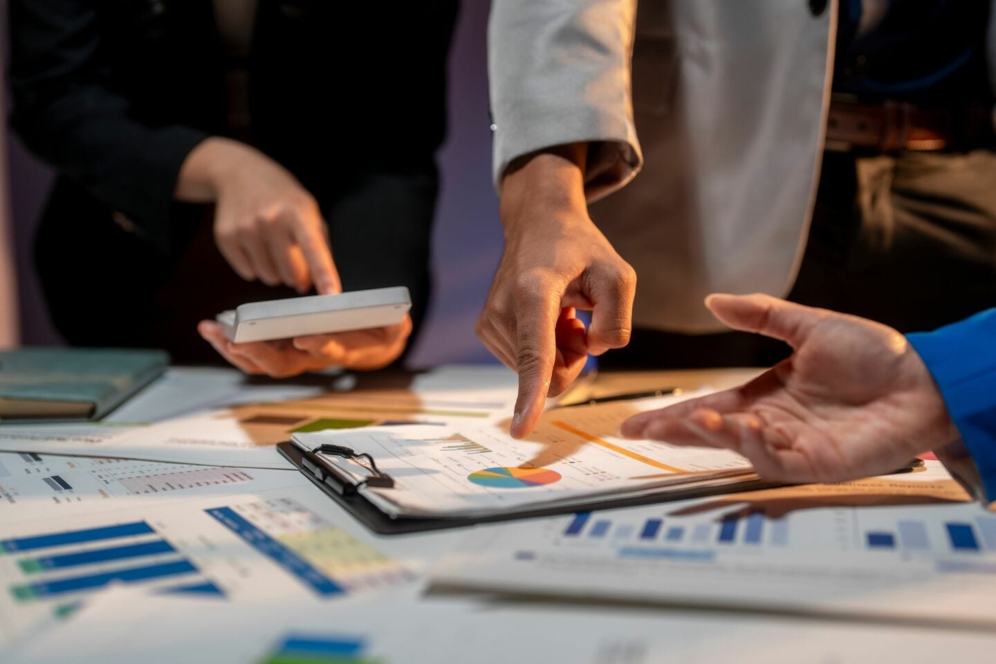 BtoB営業の成功を妨げる「俺の客問題」 なぜ日本企業は欧米で常識のマーケ戦略を理解せず“宝の山”を逃すのか | Japan Innovation Review powered by JBpress