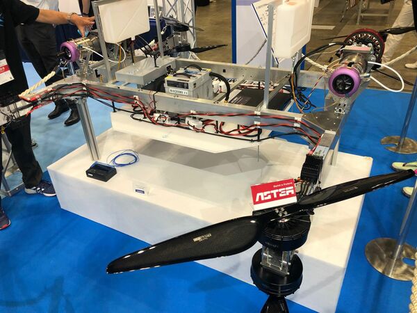 「空飛ぶクルマ」はどこまで飛ぶか？ホンダ、IHIがハイブリッドで示す現実解 バッテリーは短距離向け、長く飛ぶならエンジンで発電(6/6) | JBpress (ジェイビープレス)