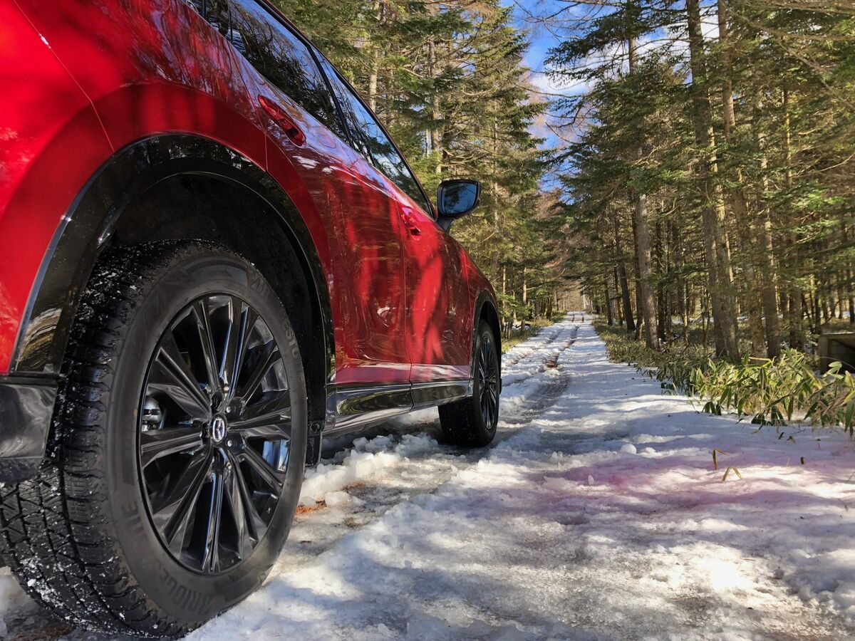 写真ギャラリー3枚め｜マツダSUV「CX-5」の雪上性能を700km走って徹底検証、「CX-60」との違いは？ スタッドレスタイヤ装着時の乗り味は？ 4WD（四輪駆動車）ではどう変わる ...