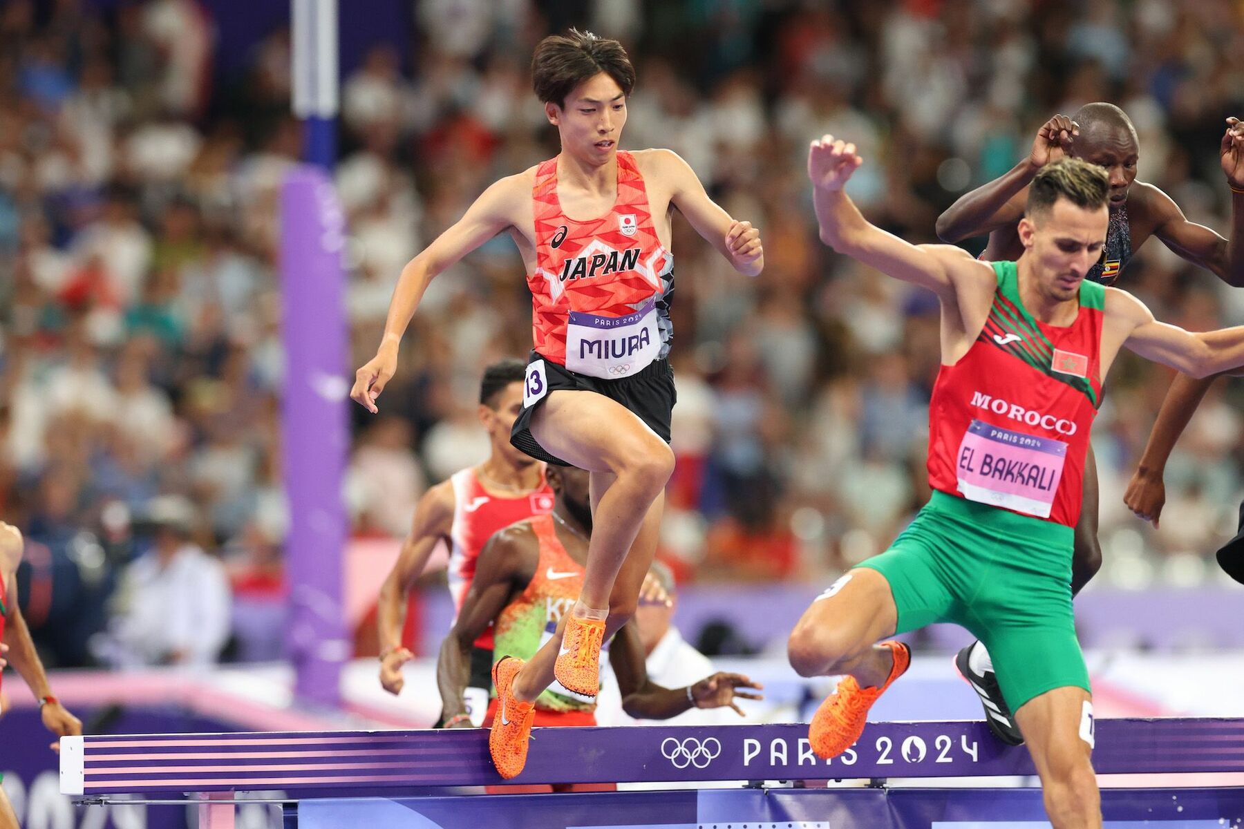 写真ギャラリー1枚め｜3000m障害・三浦龍司が語る“勝負の瞬間”、東京五輪よりもメダルに近づけるチャンスがあったパリ五輪の激闘と挑戦 単独練習で磨いた“ラストスパート”、来年のニューイヤー ...