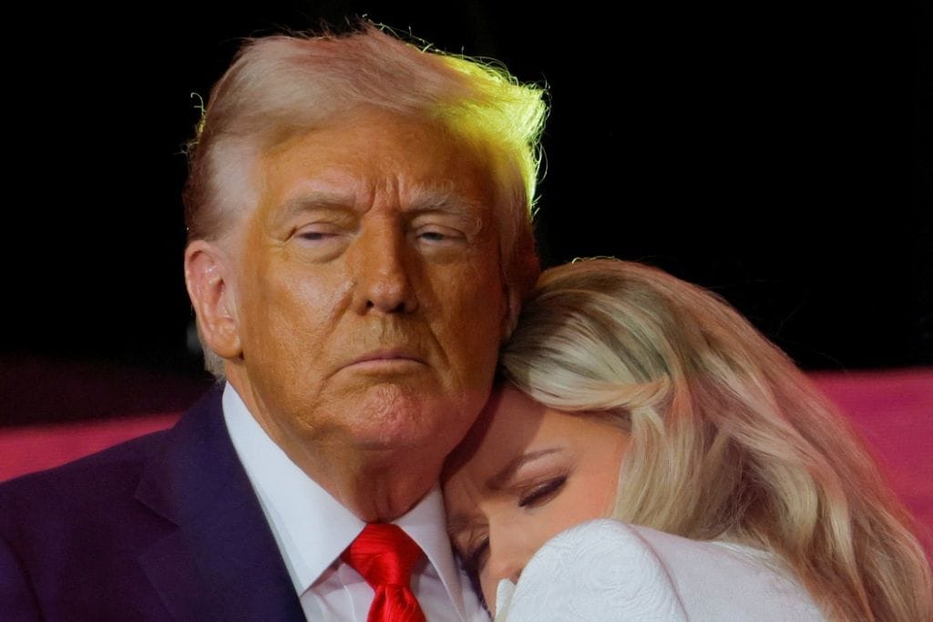 いがみ合いへ向かう米国の危険な転落、チャーリー・カーク氏殺害事件と政治暴力の歴史(2/4) | JBpress (ジェイビープレス)