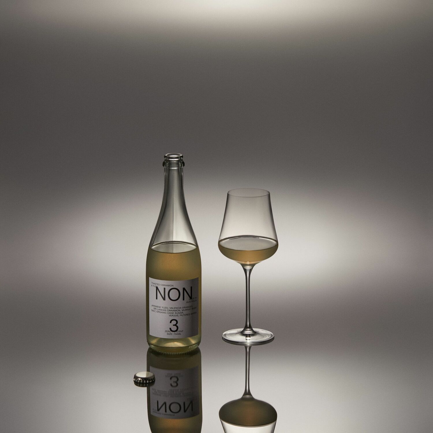 脱アルワインブームの影で星つきレストランが選んでいるノンアルコールドリンクは感動的 ワインの呪縛から解き放たれた新ジャンルの食中飲料「NON」を体験 | JBpress autograph
