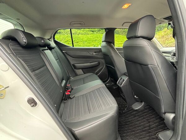 ホンダ「WR-V」は「マッタリ」してる！新コンパクトSUVを350km試乗して驚いたハンドリング、実感した大人気のワケ(2/5) | JBpress (ジェイビープレス)