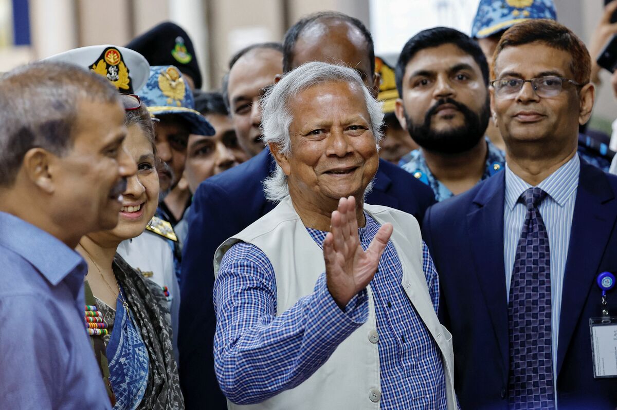 Bangladesh's Turbulent Transition: Muhammad Yunus Takes the Helm Amid ...
