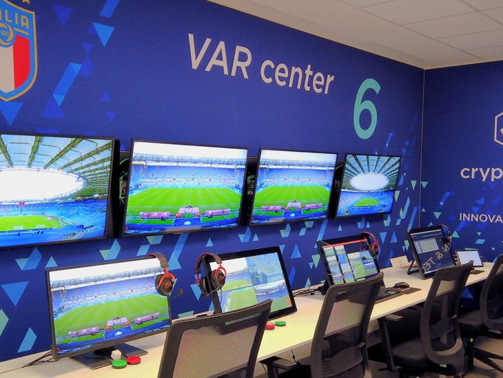 写真ギャラリー枚め｜サッカー日本代表の躍進をアシスト、「VAR」のもとになった技術とは？ 「ミリ単位の計測」で公平な判定、ソニーグループの ...