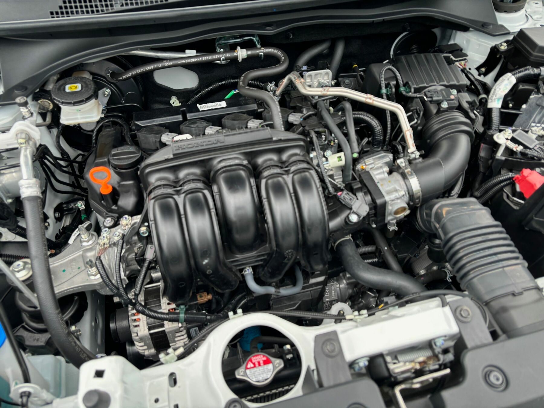 写真ギャラリー1枚め｜ホンダ「WR-V」は「マッタリ」してる！新コンパクトSUVを350km試乗して驚いたハンドリング、実感した大人気のワケ | JBpress (ジェイビープレス)