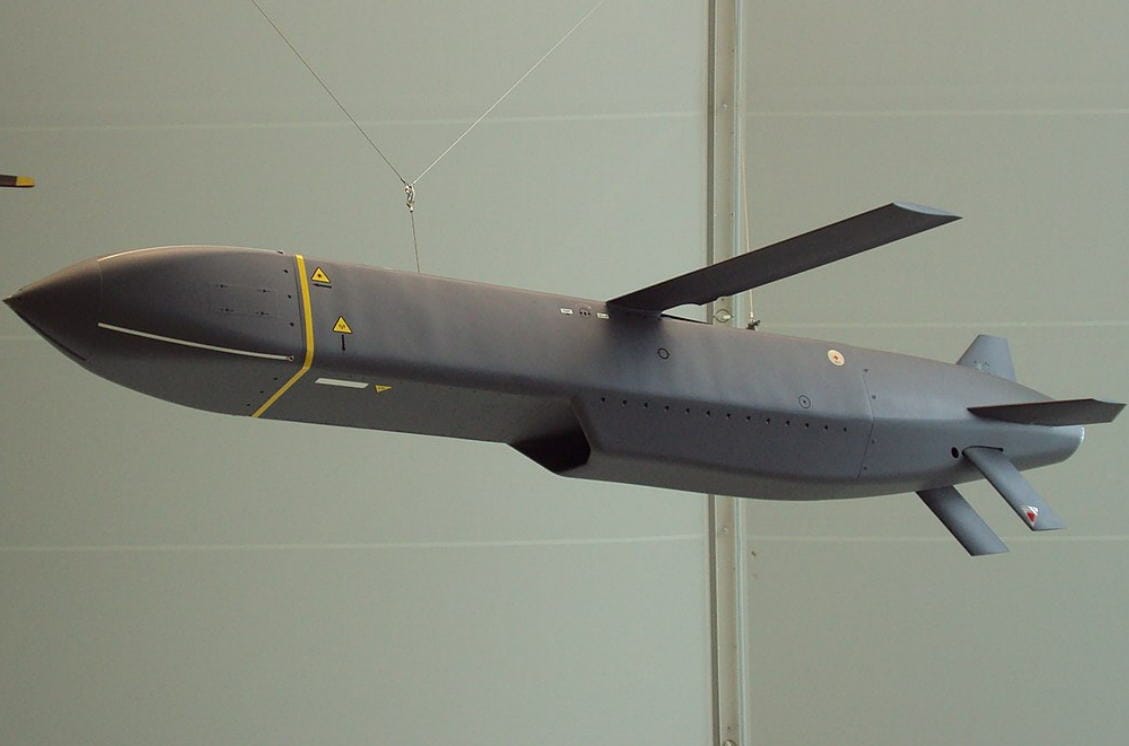 “本社”を破壊、ウクライナのロシア黒海艦隊司令部攻撃はなぜ成功したのか クリミアにおけるロシア軍最大拠点の防空体制が突破された3つの理由(1/ ...