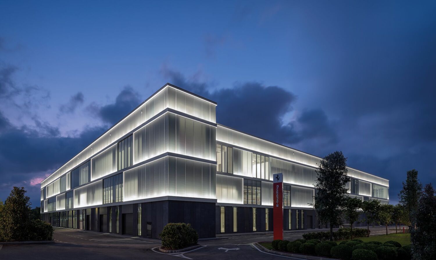 フェラーリはEVをどうフェラーリらしく仕上げるのか？ 初のEV「エレットリカ（Elettrica）」のテクノロジーを公開 | JBpress autograph