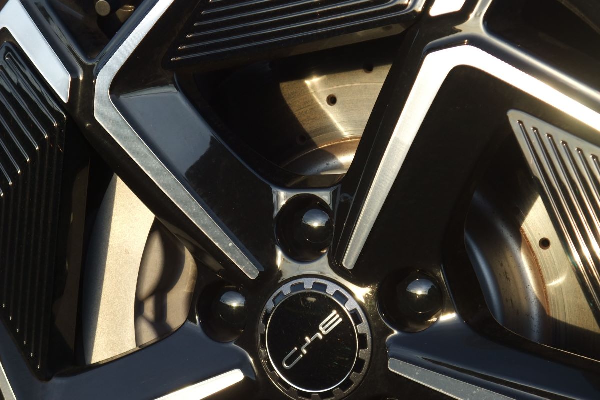 写真ギャラリー17枚め｜BYD「シール」4000km試乗レポート【前編】大胆にもテスラ「モデル3」にがっつりかぶせる野心むき出しのクルマ | JBpress (ジェイビープレス)